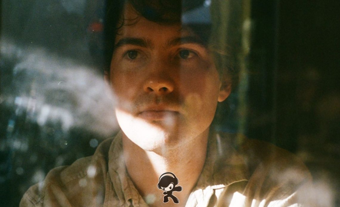 Alex Bloom - First Time (Alternative Rock)