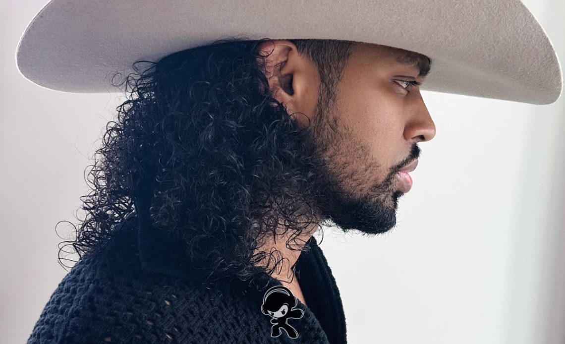 Absolute JM - Crumble Into Dust (Synthpop)